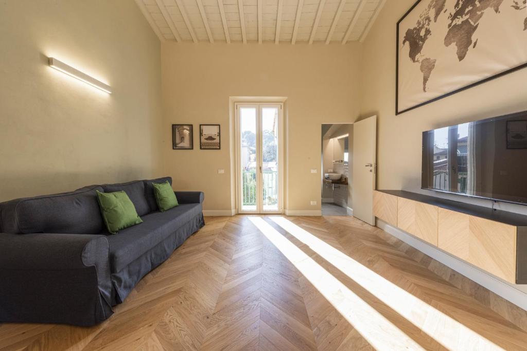 Pisana Modern by MMega, Florence (updated prices 2025)