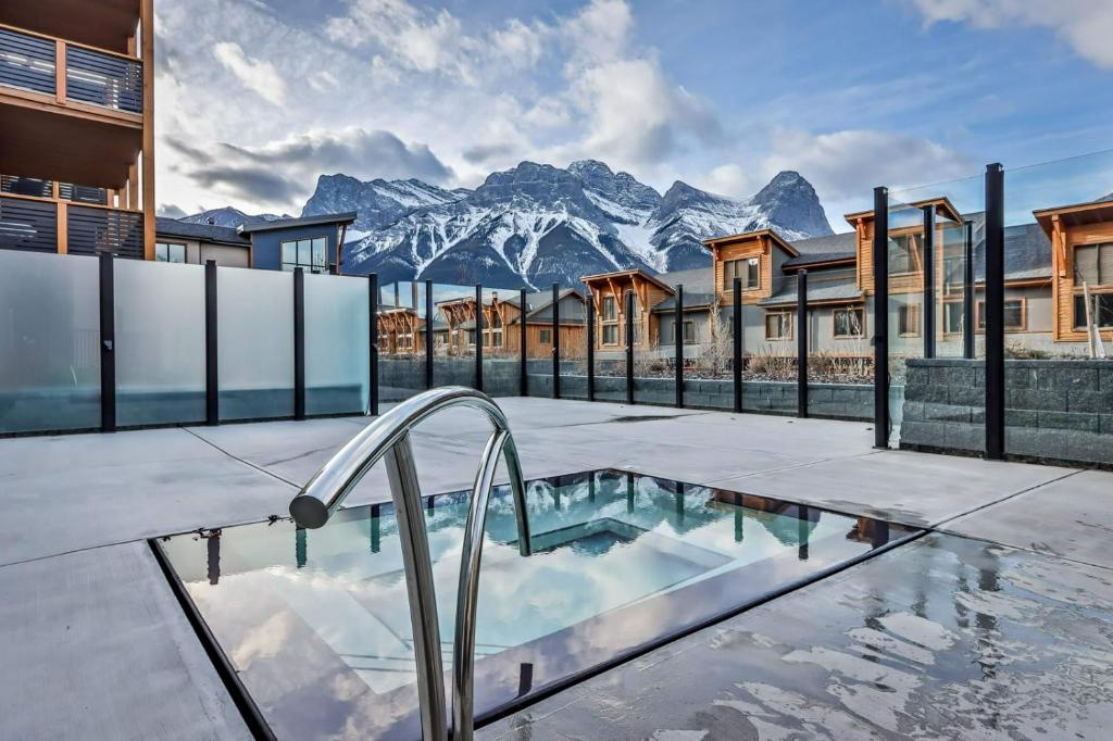 Alpine Serenity in Canmore, Canmore (updated prices 2026)