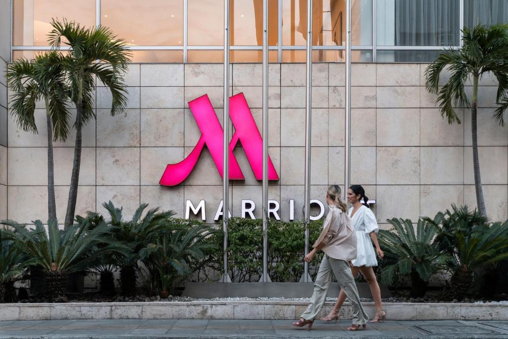 Logotipo Del Hotel Marriott Manila