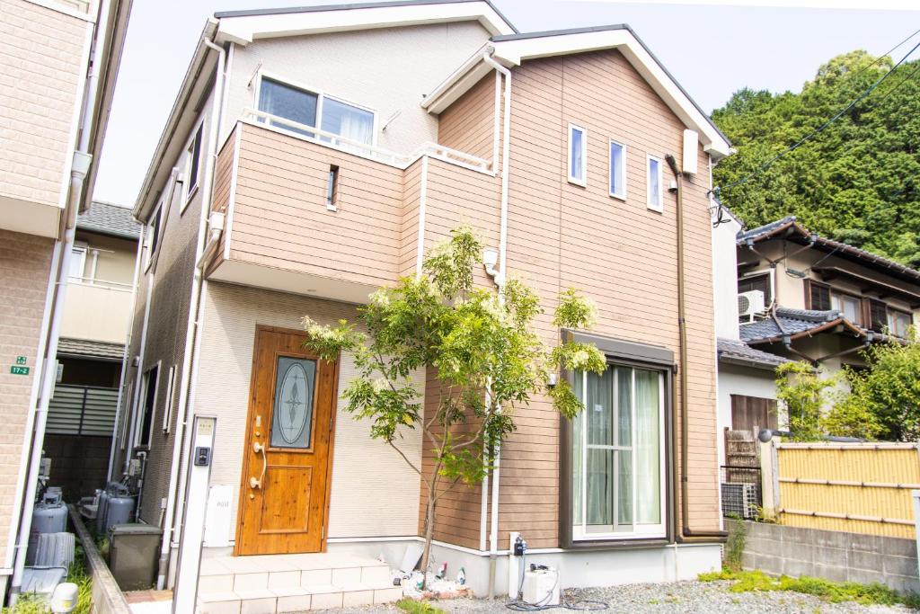 太宰府 月光の宿 MoonLight inn Free parking 4LDK一軒家 駐車場2台付き（太宰府市）：（最新料金：2025年）