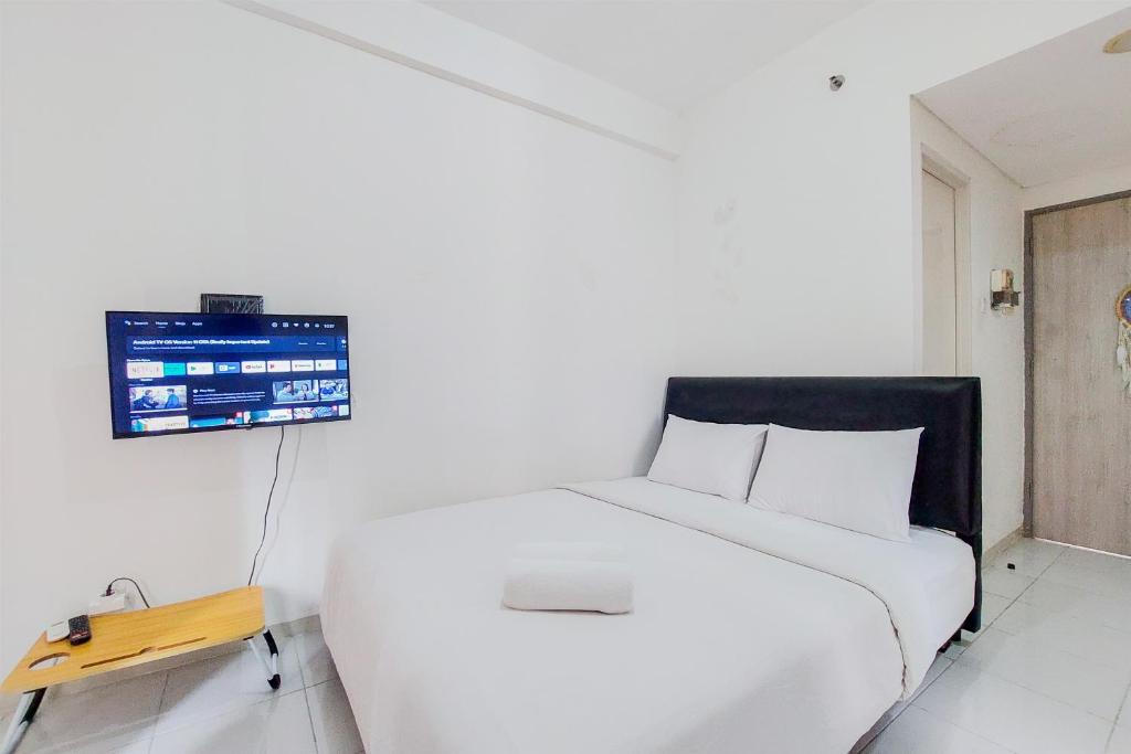 Homey and Nice Studio at Akasa Pure Living BSD Apartment By Travelio ...