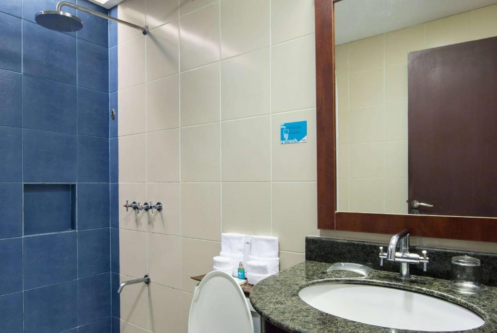 Microtel by Wyndham Mall of Asia, Manila (updated prices 2025)