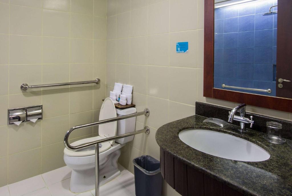 Microtel by Wyndham Mall of Asia, Manila (updated prices 2025)