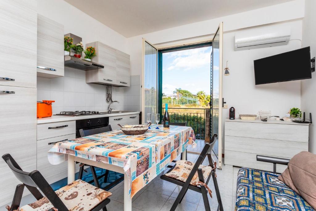 Casa Ginevra, Fondachello (updated prices 2025)