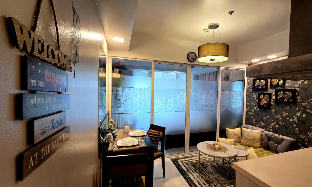 Urban Resort luxury Staycation at Azure Residences Rio Tower, Manila ...