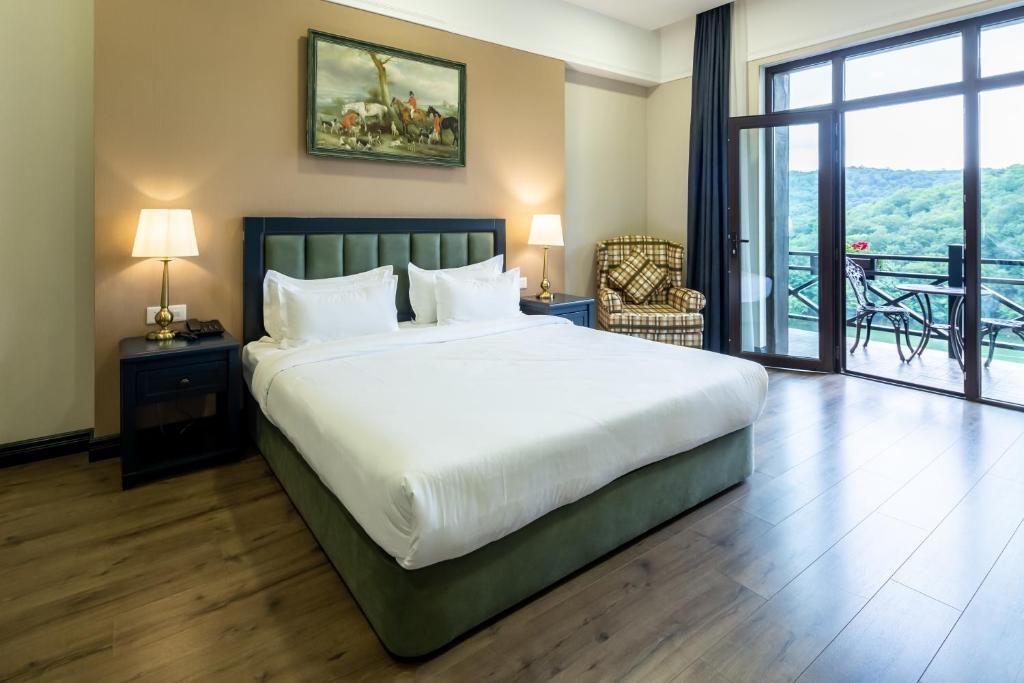 Macara Lake Park, Quba (updated prices 2025)