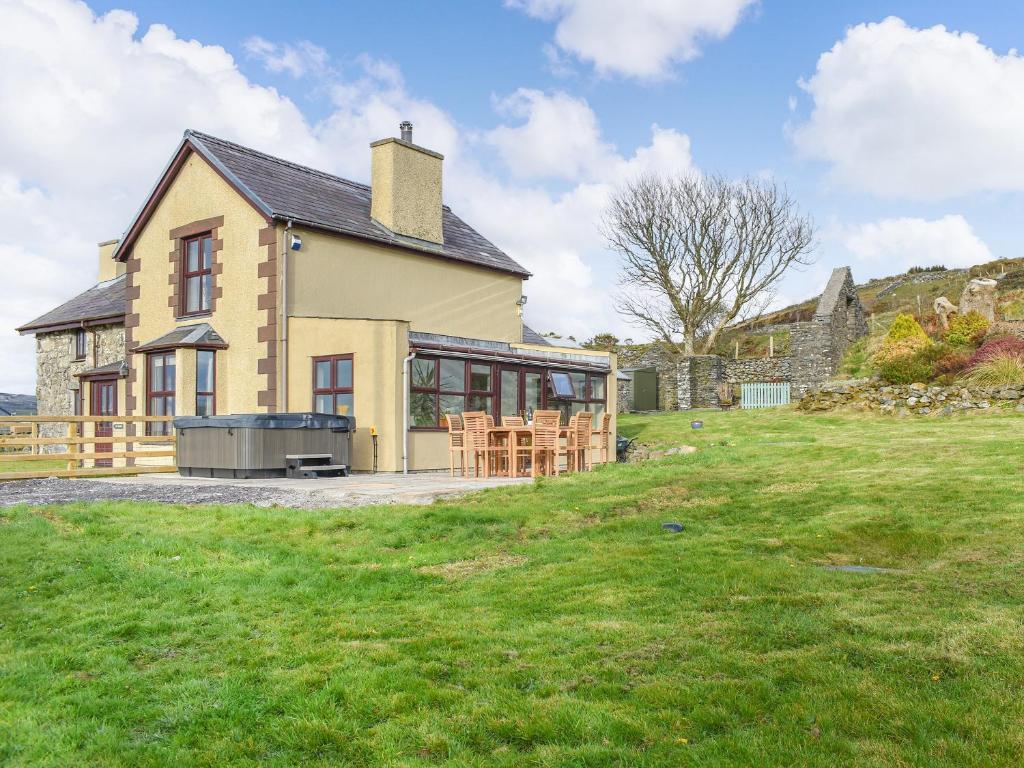 Cae Mawr, Llanllyfni (bijgewerkte prijzen 2024)