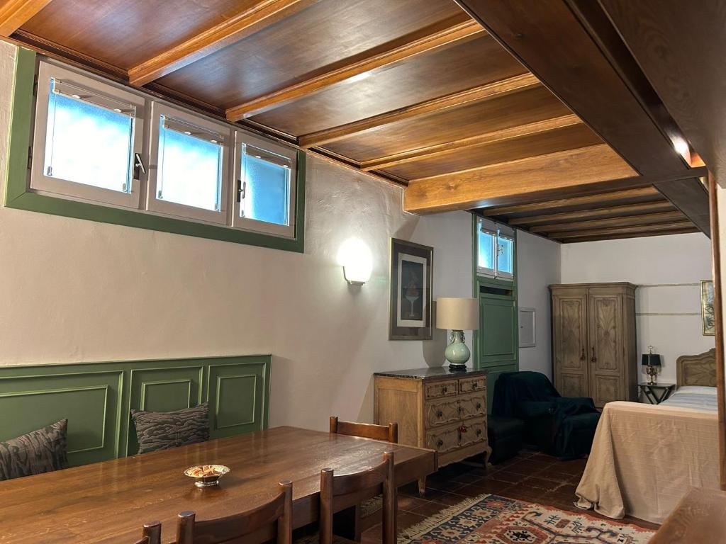 Cassini Home, Turin (updated prices 2025)