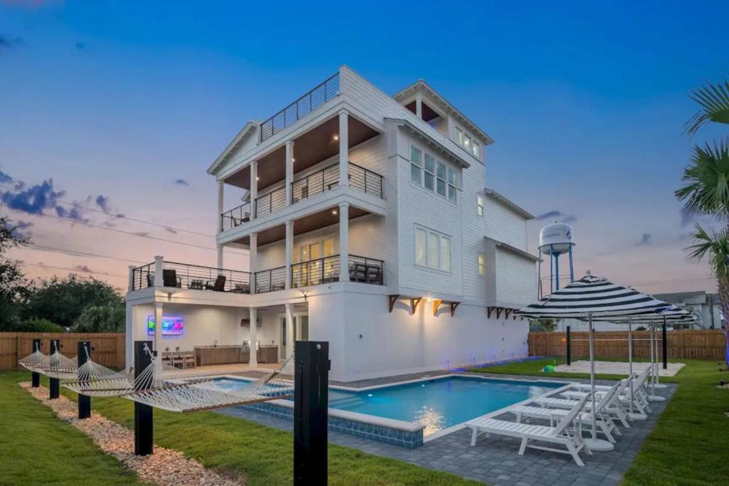 Bellagio Brand New, Destin (updated prices 2026)