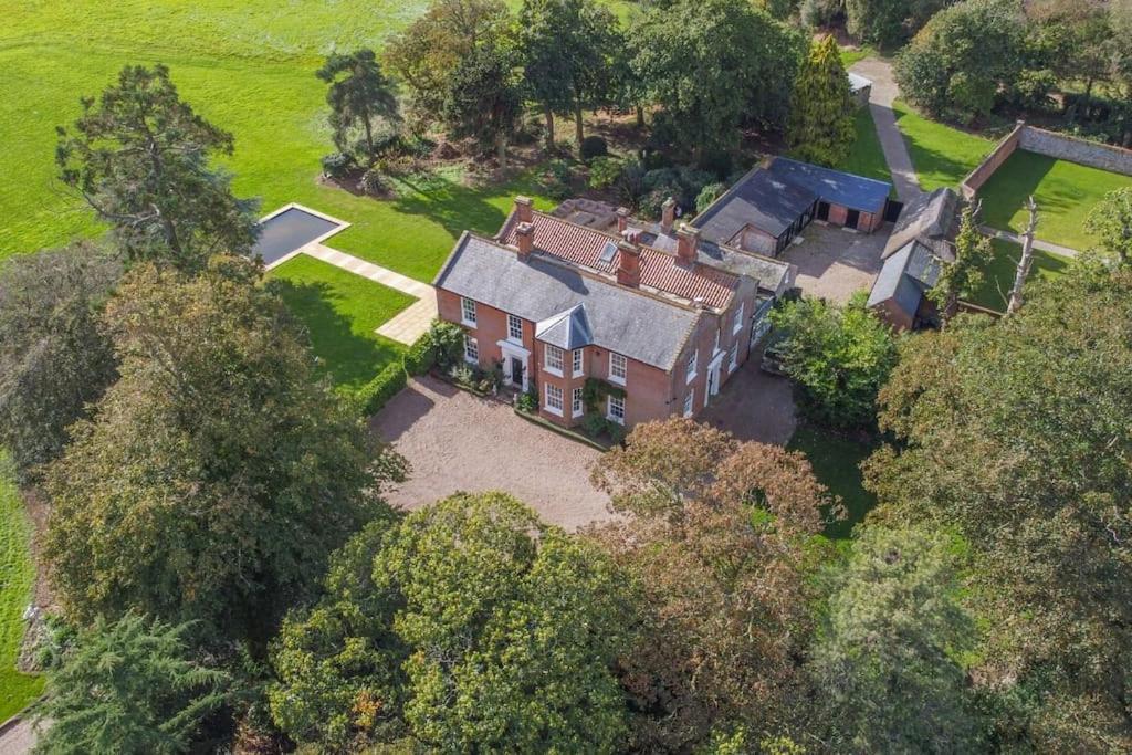 Sutton Hall, Norfolk, Hickling (precios actualizados 2026)