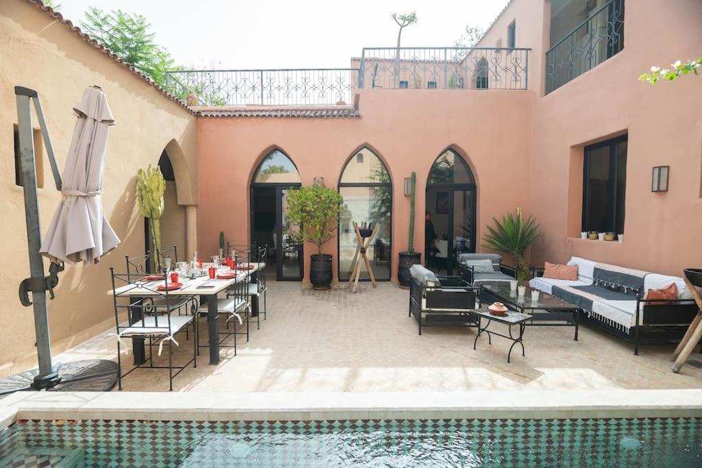 Charmante villa avec piscine privée à 10 min du centre de Marrakech ...
