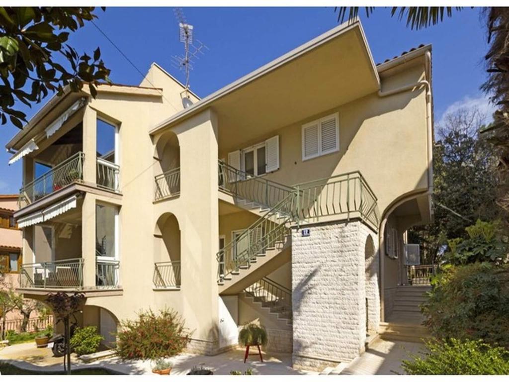 Graceful apartment in nature, Poreč (updated prices 2025)