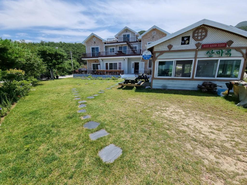 Buan Sanmaru Pension, Buan (updated prices 2026)