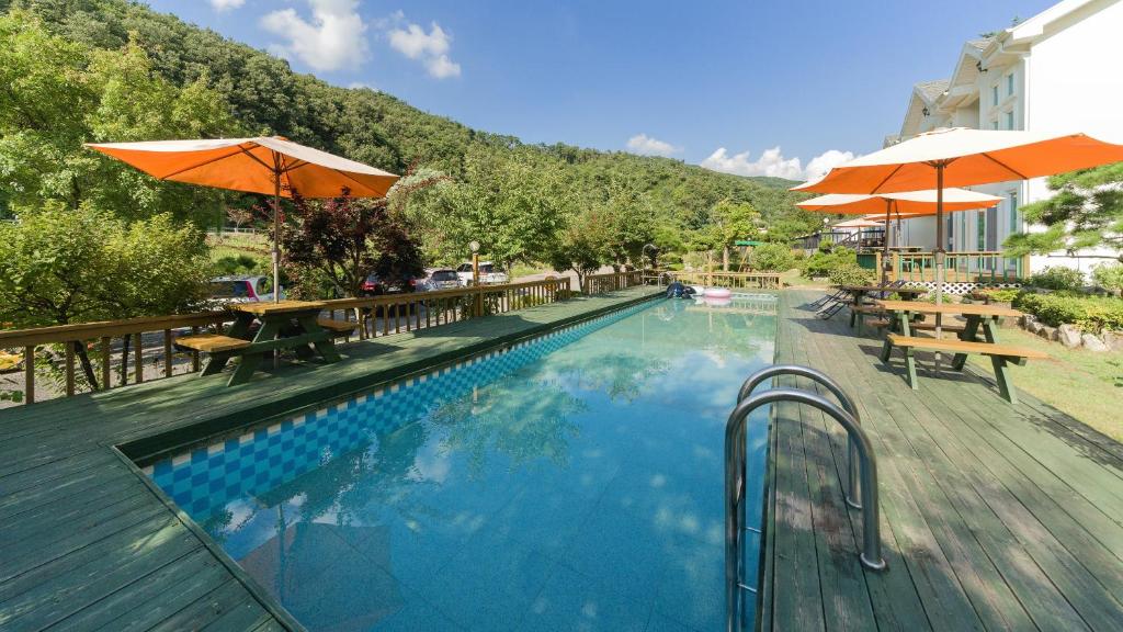 Hoengseong Lohengrin, Hoengseong (updated prices 2026)