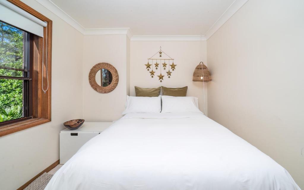 Point Clare - Relax and unwind - Greenery & Birdsongs, Point Clare ...