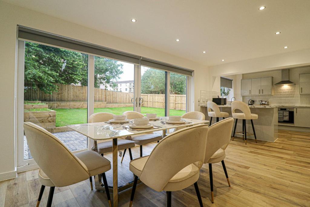 Wyndford Riverside House, Glasgow (updated prices 2026)