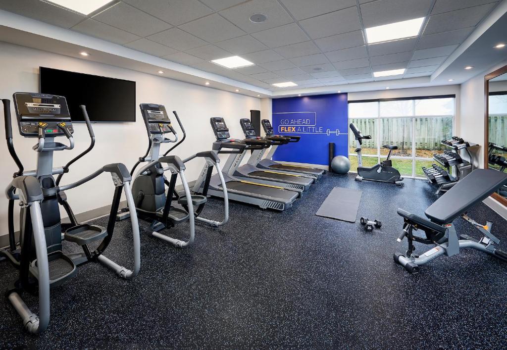 Holiday Inn Express & Suites Kitchener Southeast by IHG, Kitchener ...