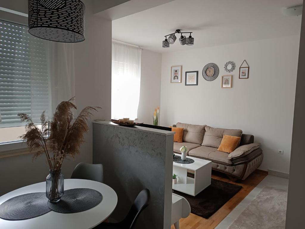 Gagro stan, Mostar (updated prices 2025)