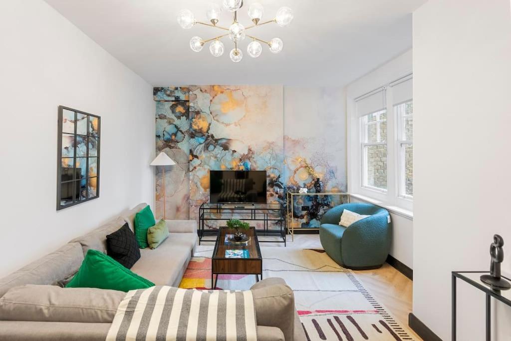 Trendy Mare Street 3 Bed Next Hackney Central, London (updated prices 2025)