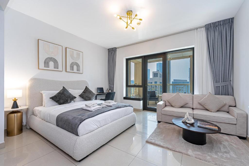 Downtown Studio with Balcony at 29Blvd, Dubai (updated prices 2026)