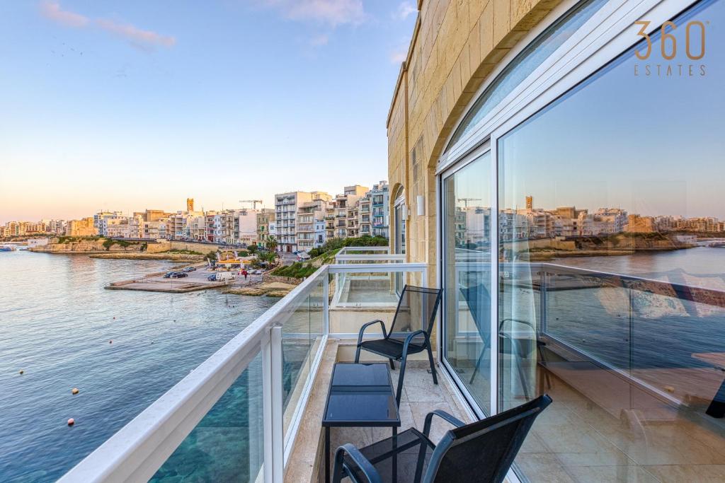 Life on Waters Edge with unique views in St Pauls by 360 Estates, St ...