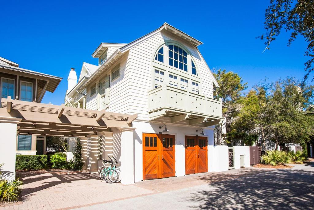 Benoit Carriage House, Rosemary Beach (updated prices 2025)