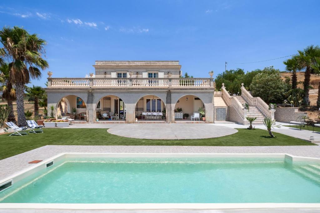 Traditional Villa Located in the Plains of Menfi, Menfi (updated prices ...