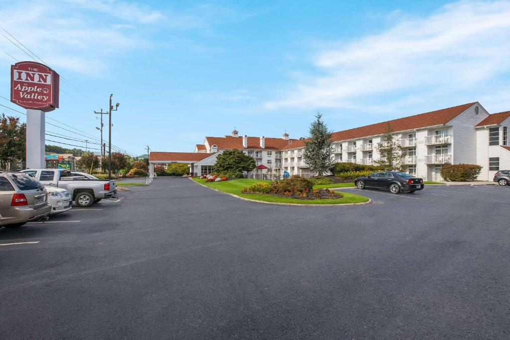 The Inn at Apple Valley, Ascend Hotel Collection, Pigeon Forge (precios ...