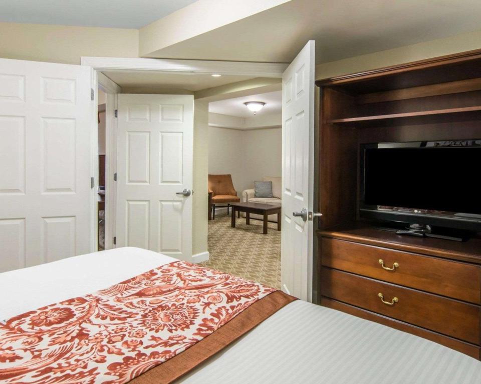 Bluegreen Vacations Patrick Henry Sqr, Ascend Resort Collection ...