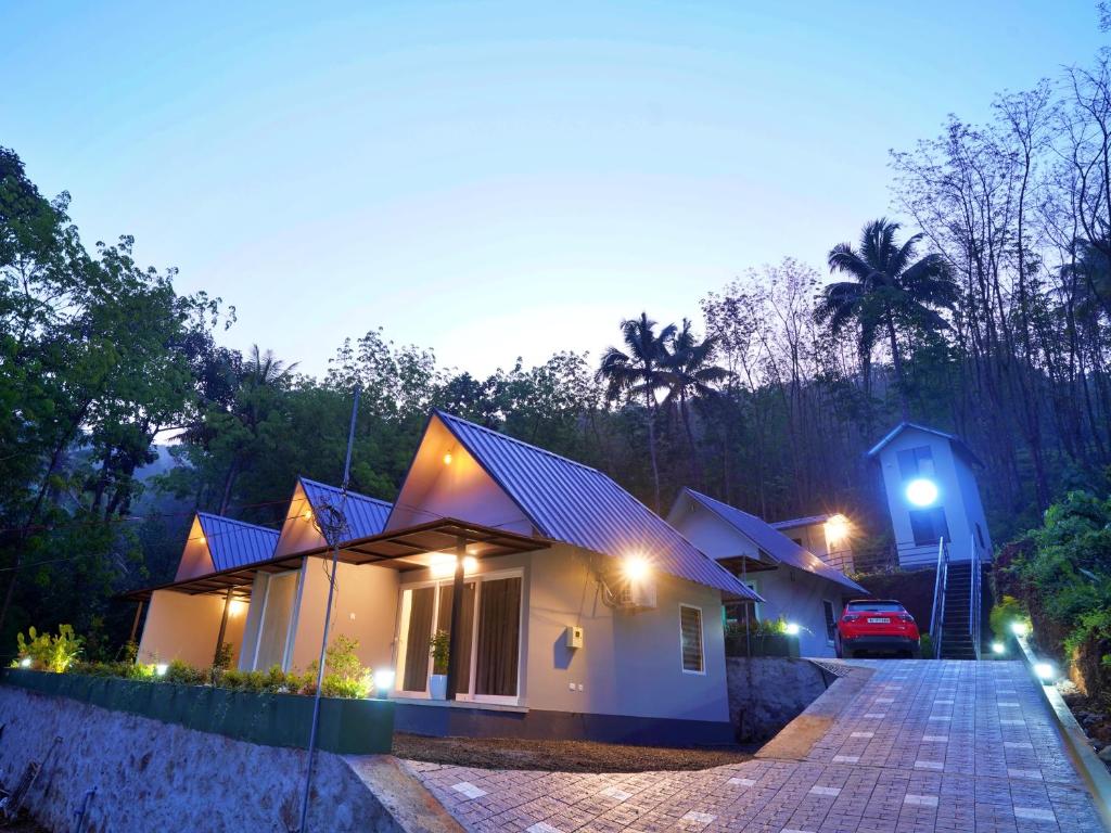 Elephant Village Private Pool Villa, Munnar (updated prices 2026)