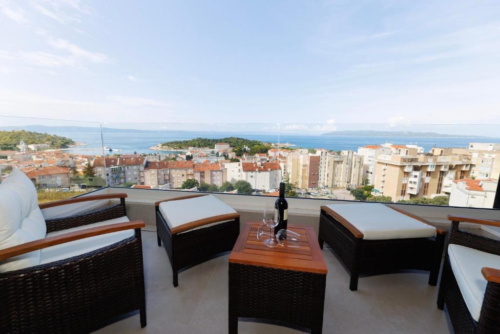 Luxury Apartment NARONA Sea&City view, Makarska (updated prices 2025)