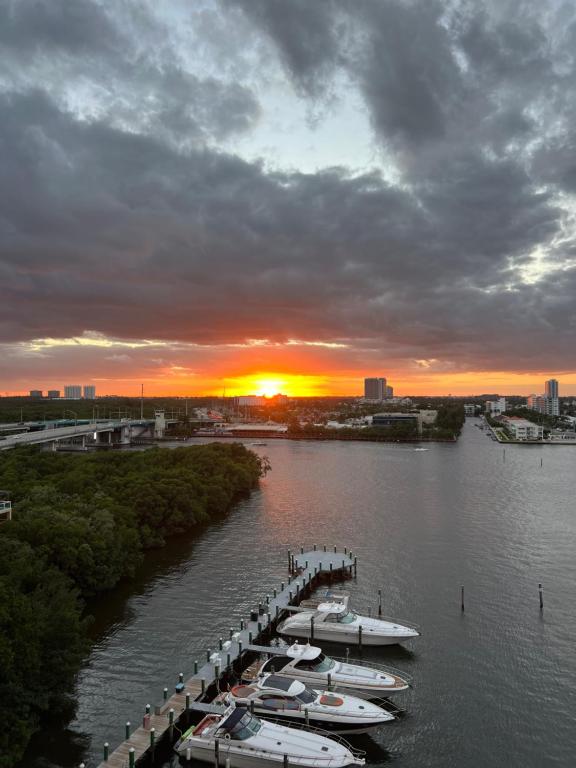 Sunshine Place, North Miami Beach (updated prices 2025)