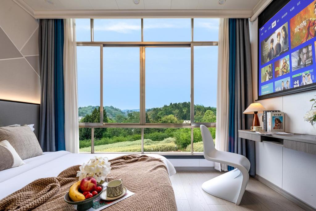 Panda Holiday Inn 3, Caochi (updated prices 2025)