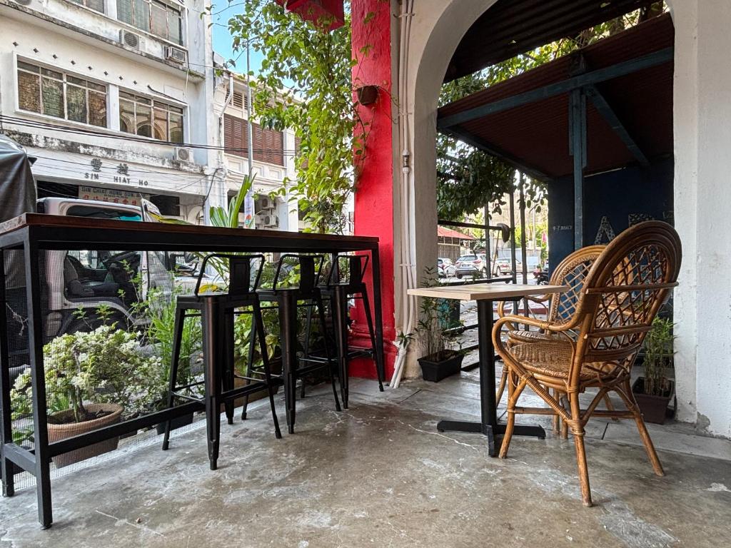 Victoria Pods, George Town (updated prices 2026)