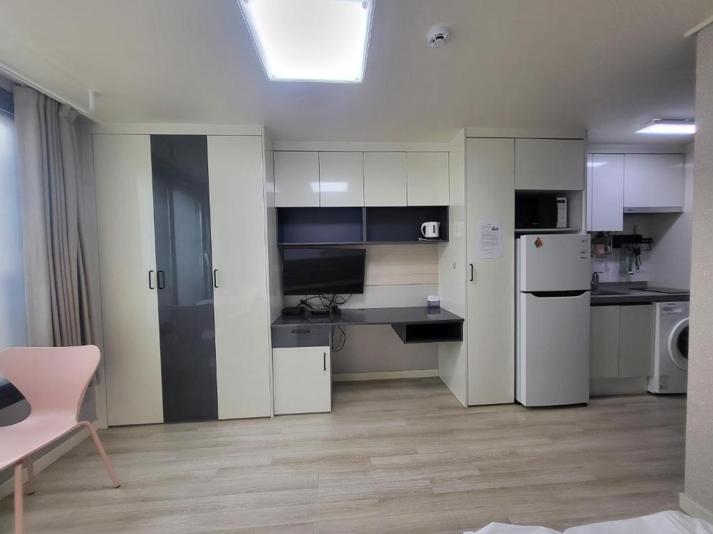 Fully Furnished Studio in Geumo-dong Uijeongbu, Uijeongbu (updated ...