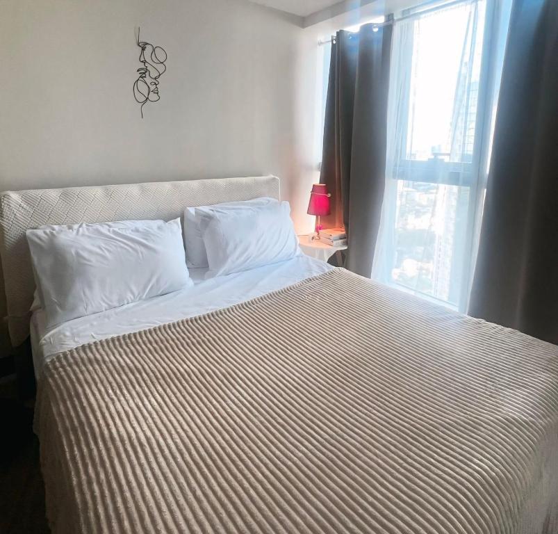 Uptown BGC Deluxe Stay, Manila (updated prices 2025)