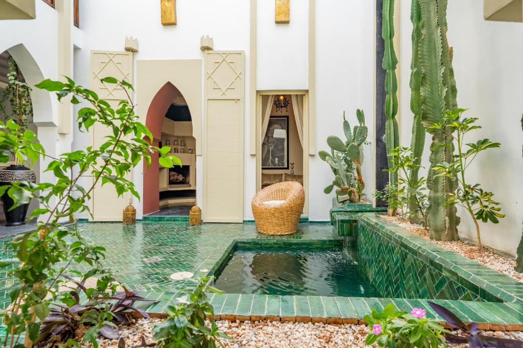 Riad Sabbar Private 4-Bedroom Riad with Heated Pool, Free WiFi ...