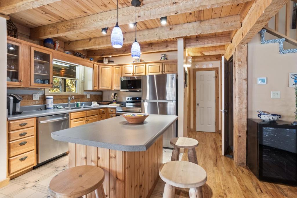 Silver Rock Cabin, Seven Devils (updated prices 2025)