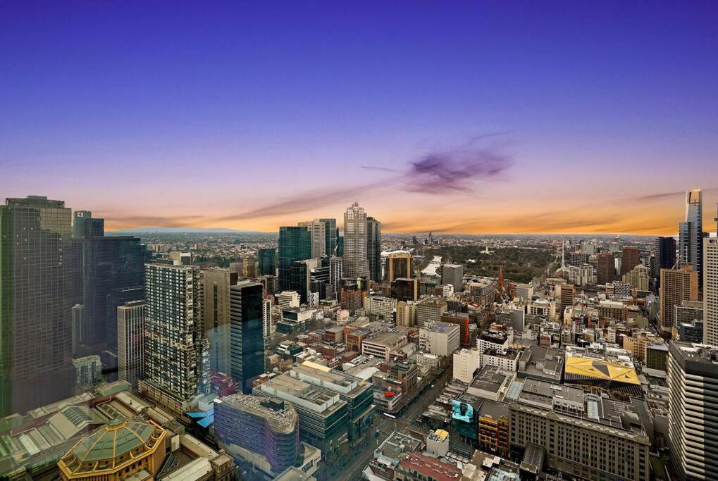 Central High Rise Views Perfect Location CBD 2B2B, Melbourne (updated ...