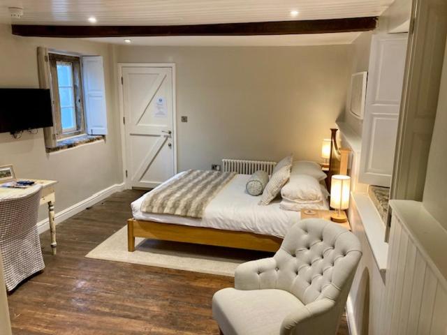 Wheelwrights Arms Country Inn & Pub, Bath (updated prices 2025)