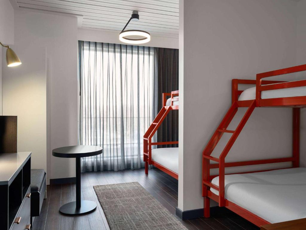 Origin Kansas City Riverfront, a Wyndham Hotel, Kansas City (updated ...