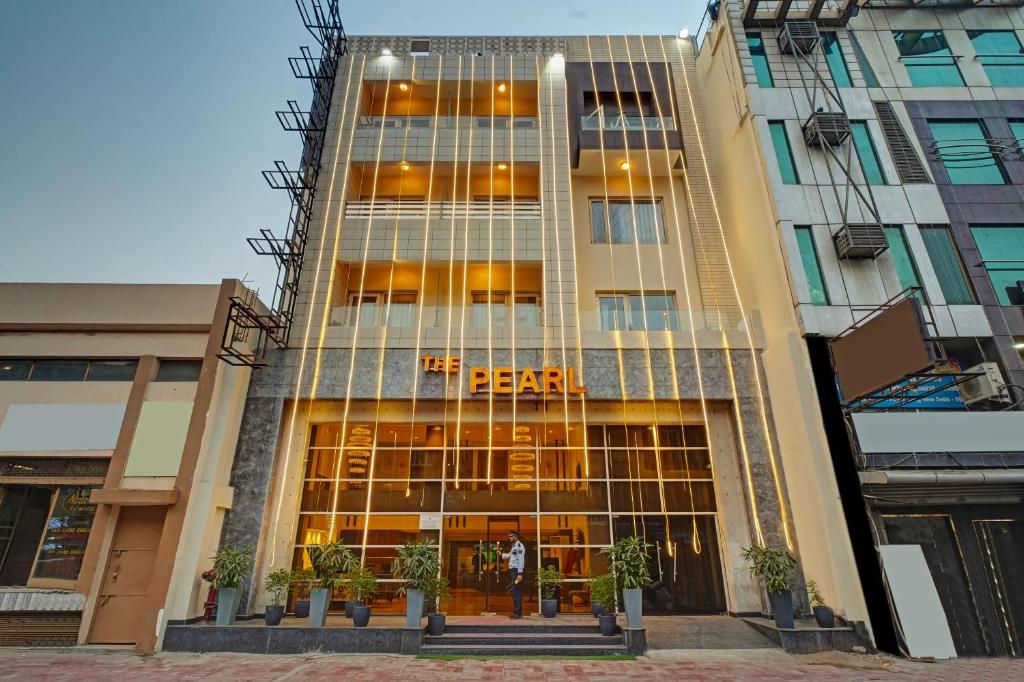 Hotel The Pearl, City Center - Traveler's Choice Award Winner for 2025 ...