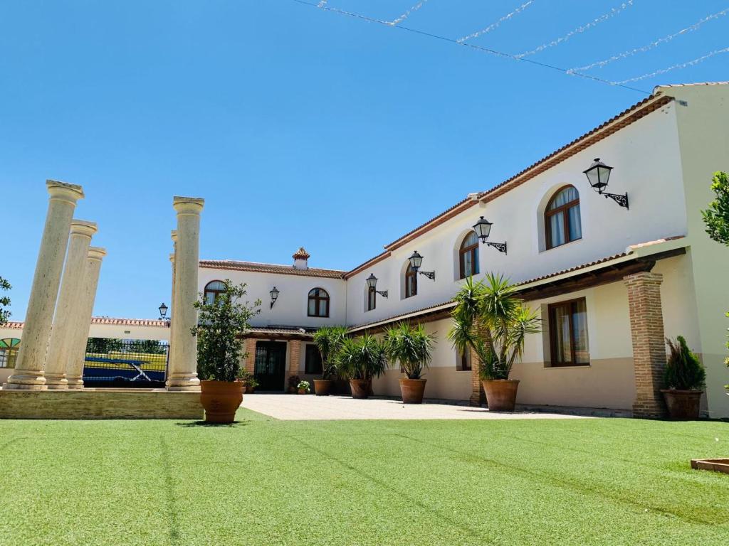 Hotel Restaurante Paneque, Villanueva del Trabuco (updated prices 2026)