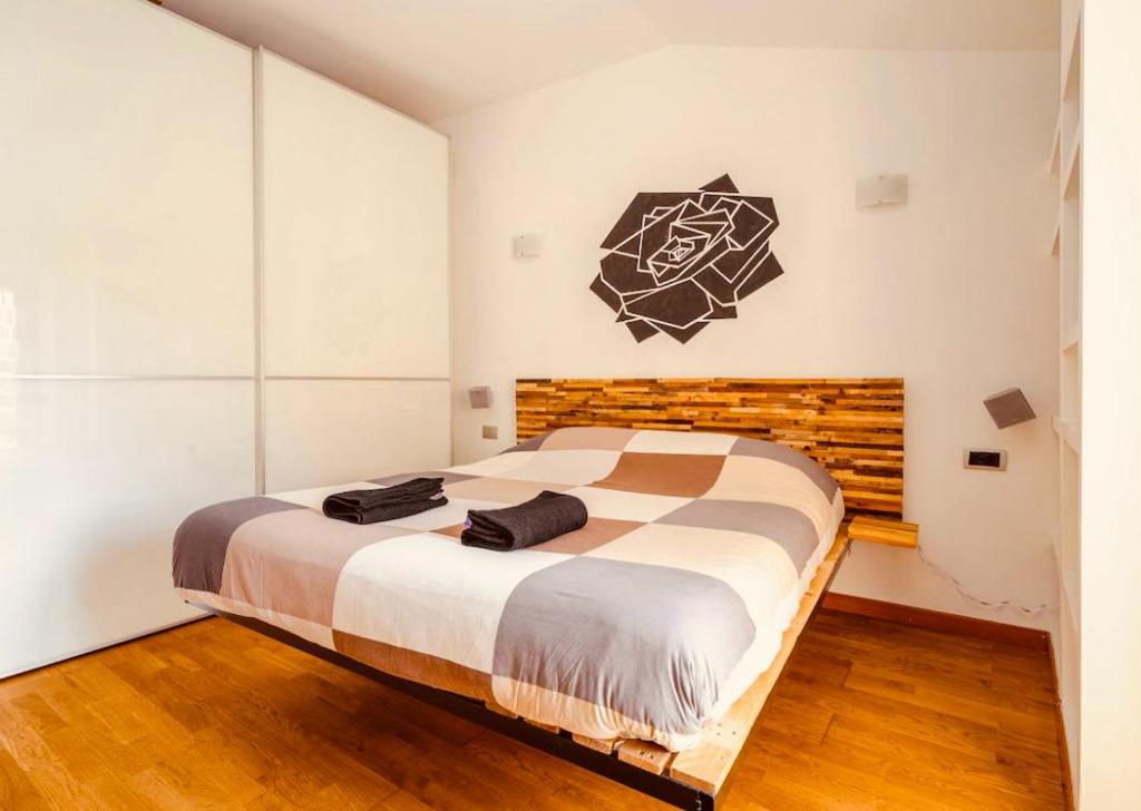 Rose' s House Fiera Milano, Senago (updated prices 2026)