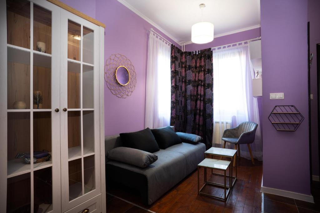 Casa Viola - One BDR Suite next to NDK, Sófia (preços atualizados para ...