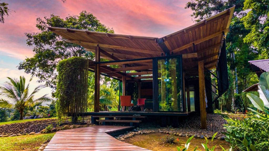 Cahuita Hills, Pandora (updated prices 2025)