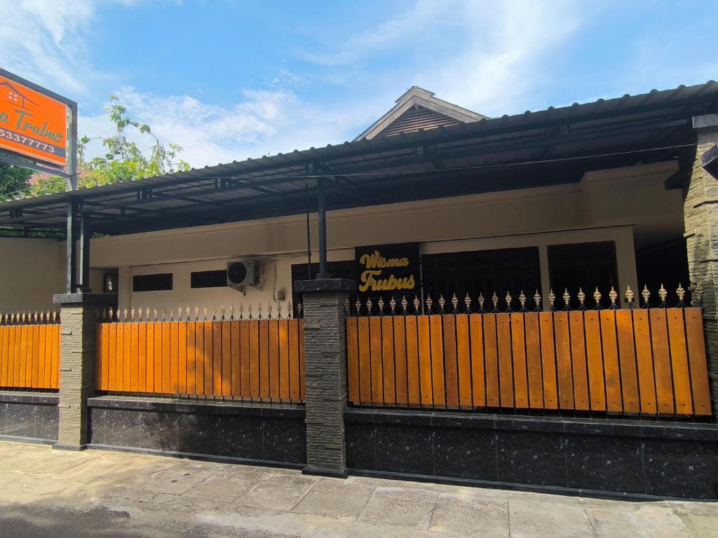 Wisma Trubus Syariah, Tuban (precios actualizados 2025)