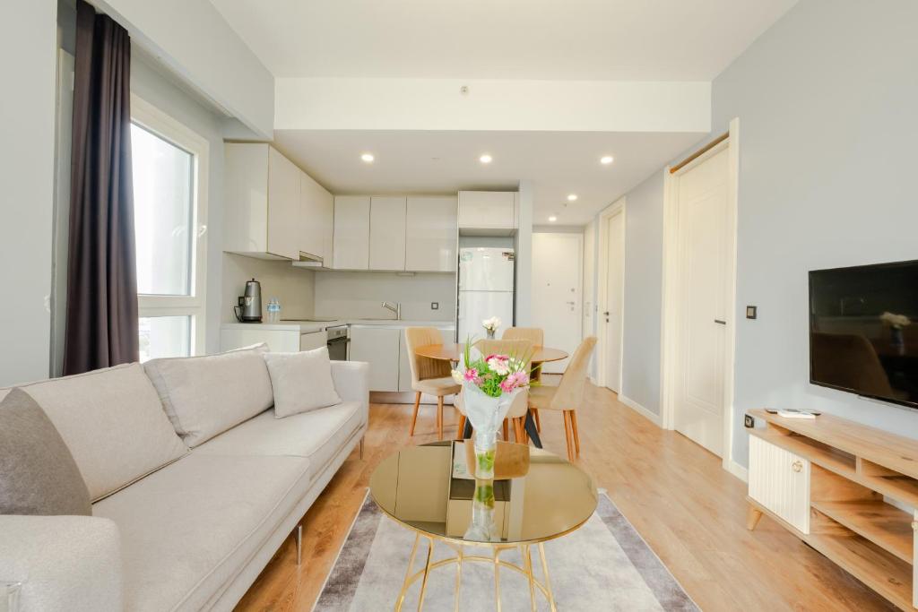 High Floor Lux Residence 2 rooms, Istanbul (updated prices 2025)