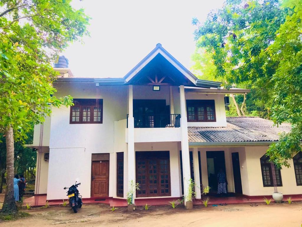 Ever Green Family & Tourists Resort, Anuradhapura (updated prices 2026)