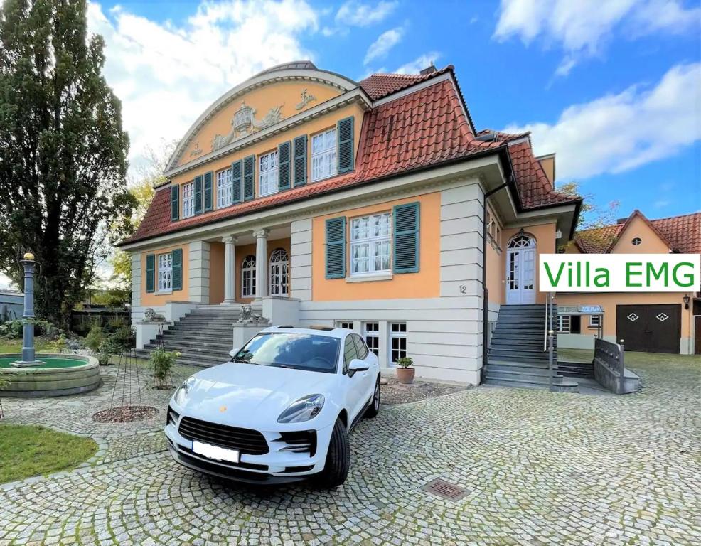 Luxus Stadtvilla EMG Hannover Braunschweig Wolfsburg 20P, Lehrte ...